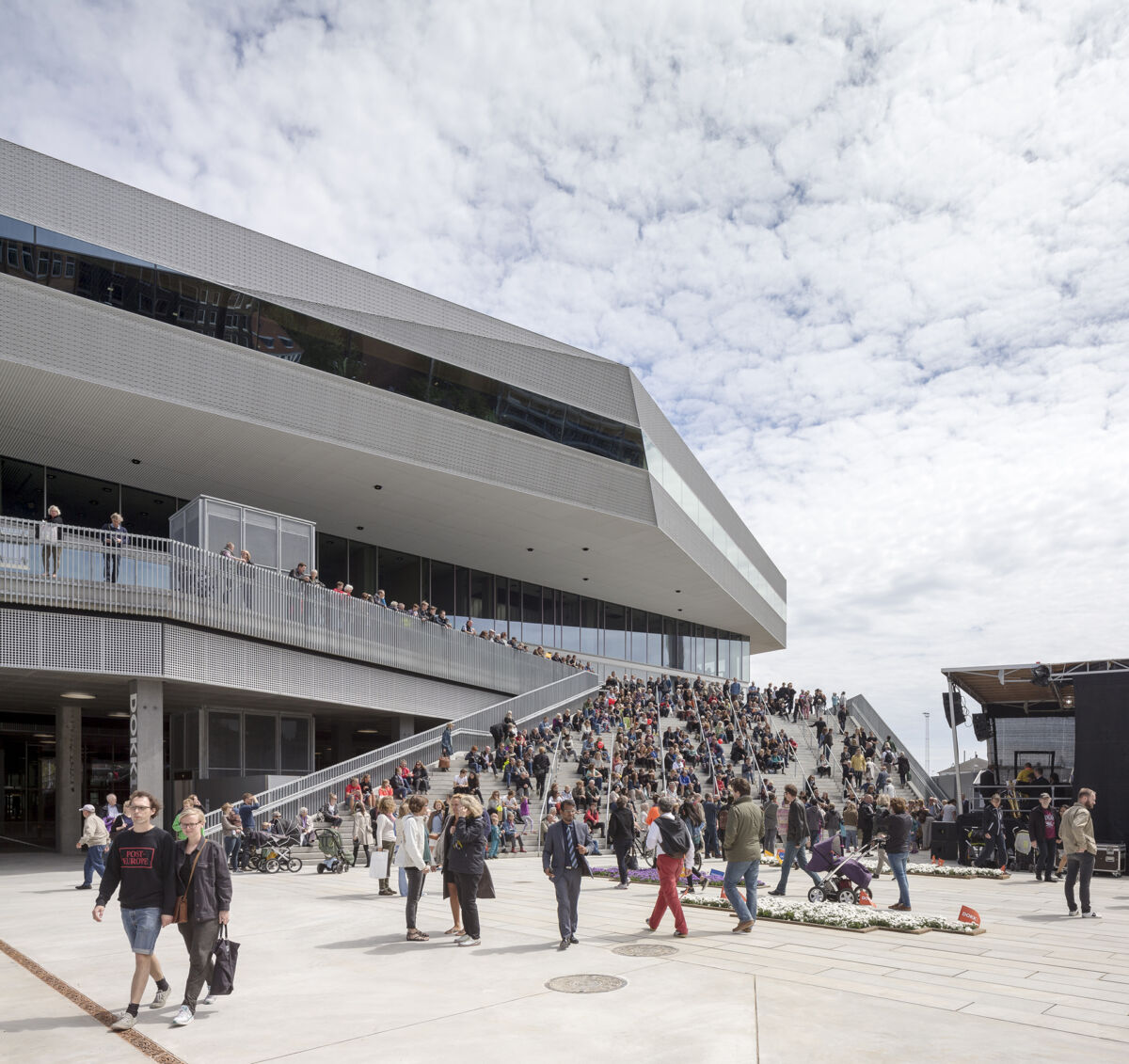 Dokk1 - Aarhus Central Library and Culture House - SHL