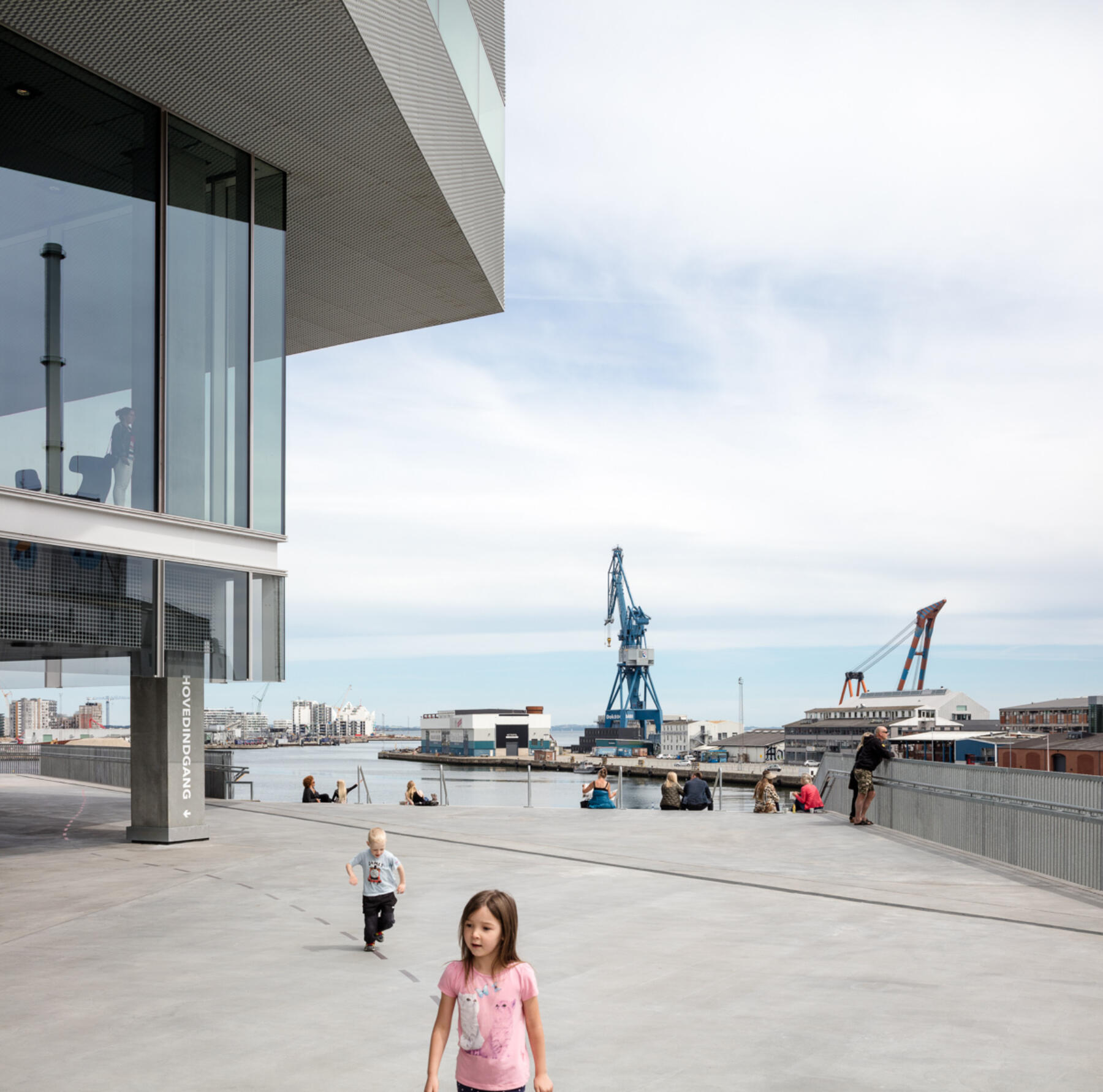 Dokk1 - Aarhus Central Library and Culture House - SHL